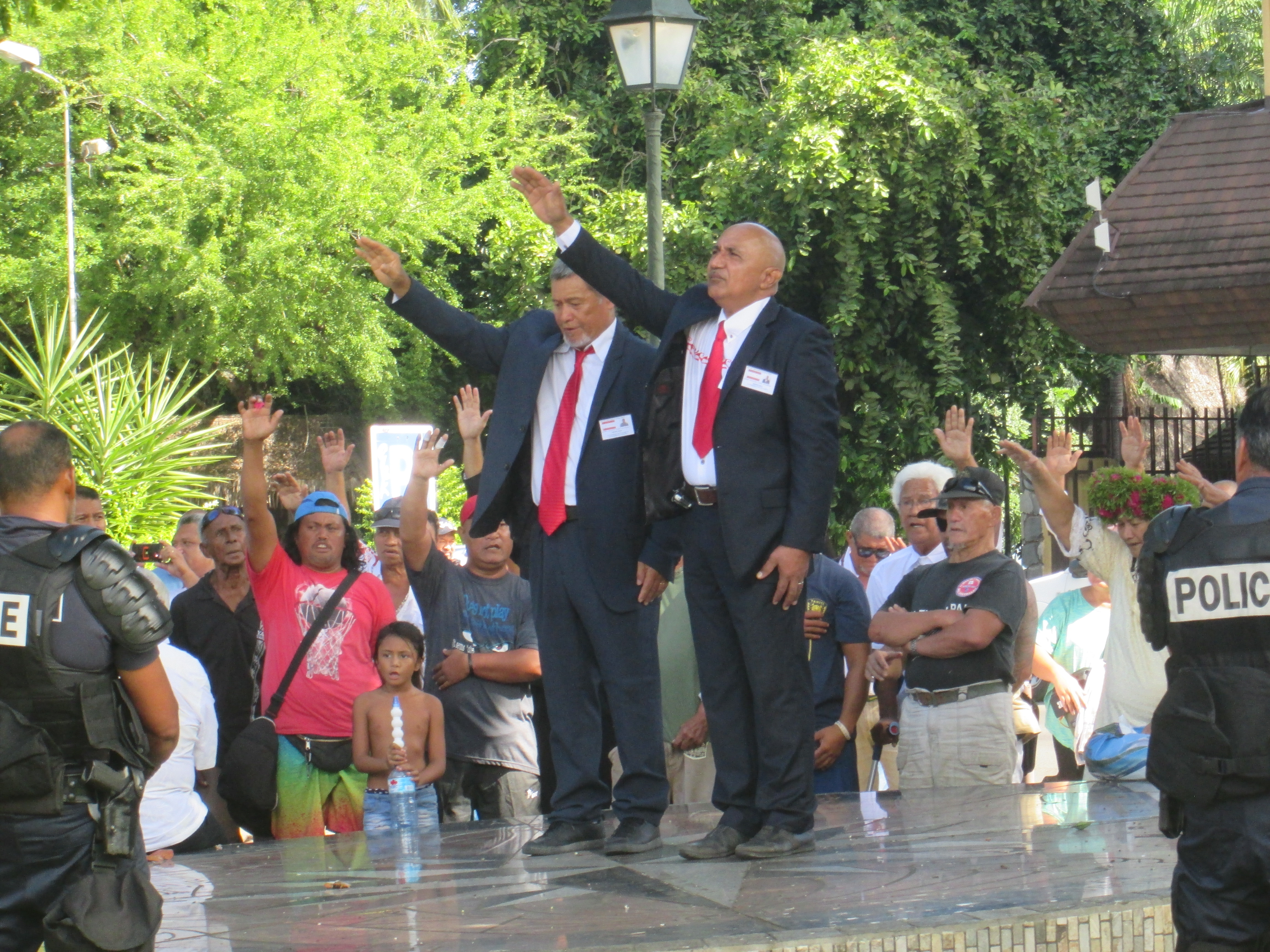 Les Pakumotu de retour, place Tarahoi - Tahitinews.co