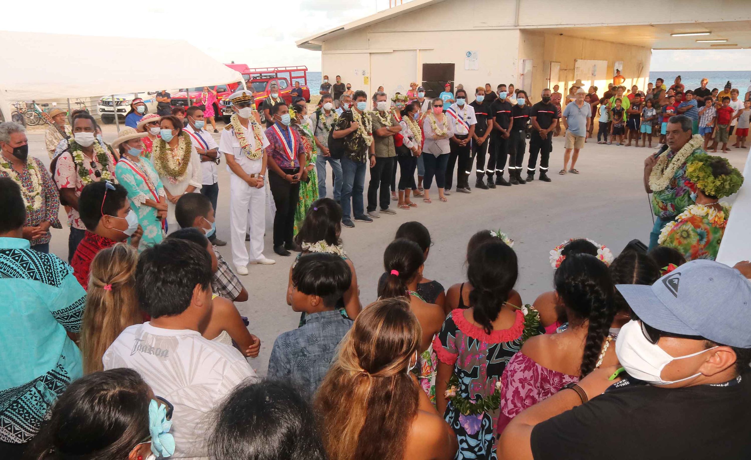 Tournée Etat-Pays aux Tuamotu: première journée à Katiu et Makemo ...