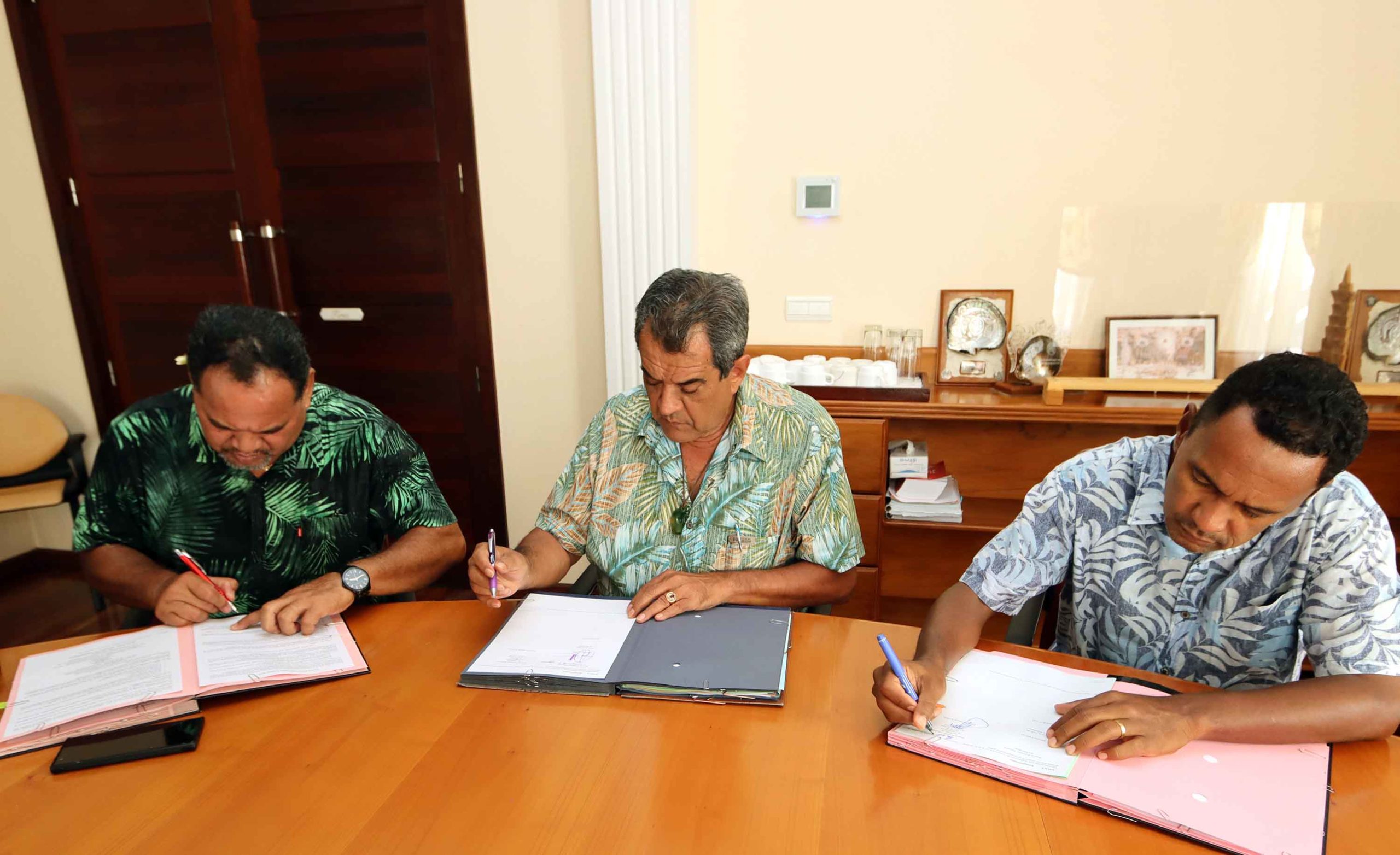 Changement de capitaine à bord de Te Ata O Hiva - Tahitinews.co