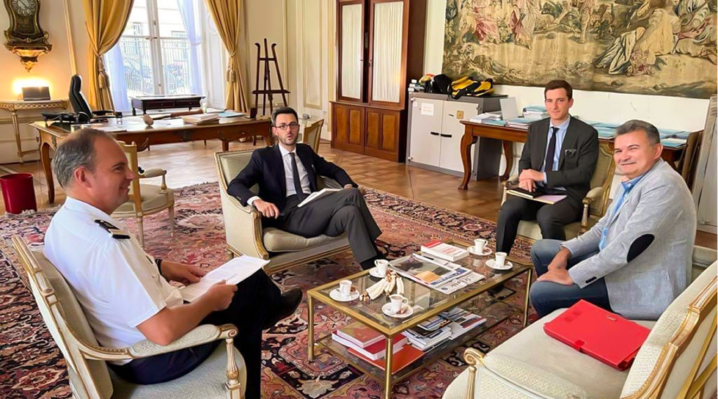 Le dock flottant en voie de remplacement ? - Tahitinews.co