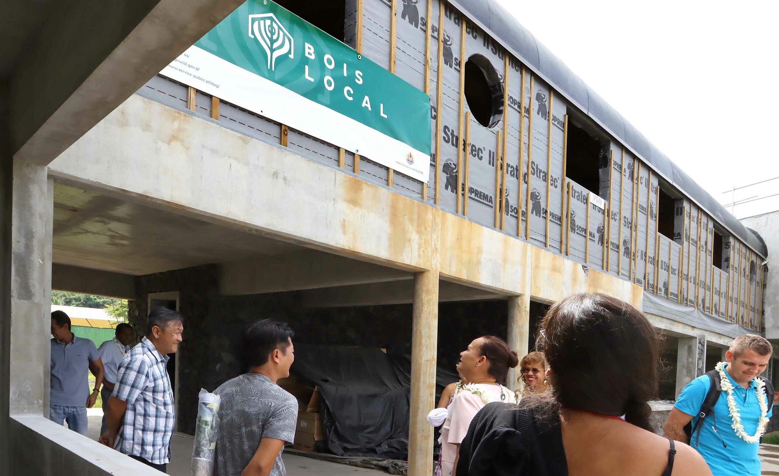 Le collège de Arue fait peau neuve - Tahitinews.co