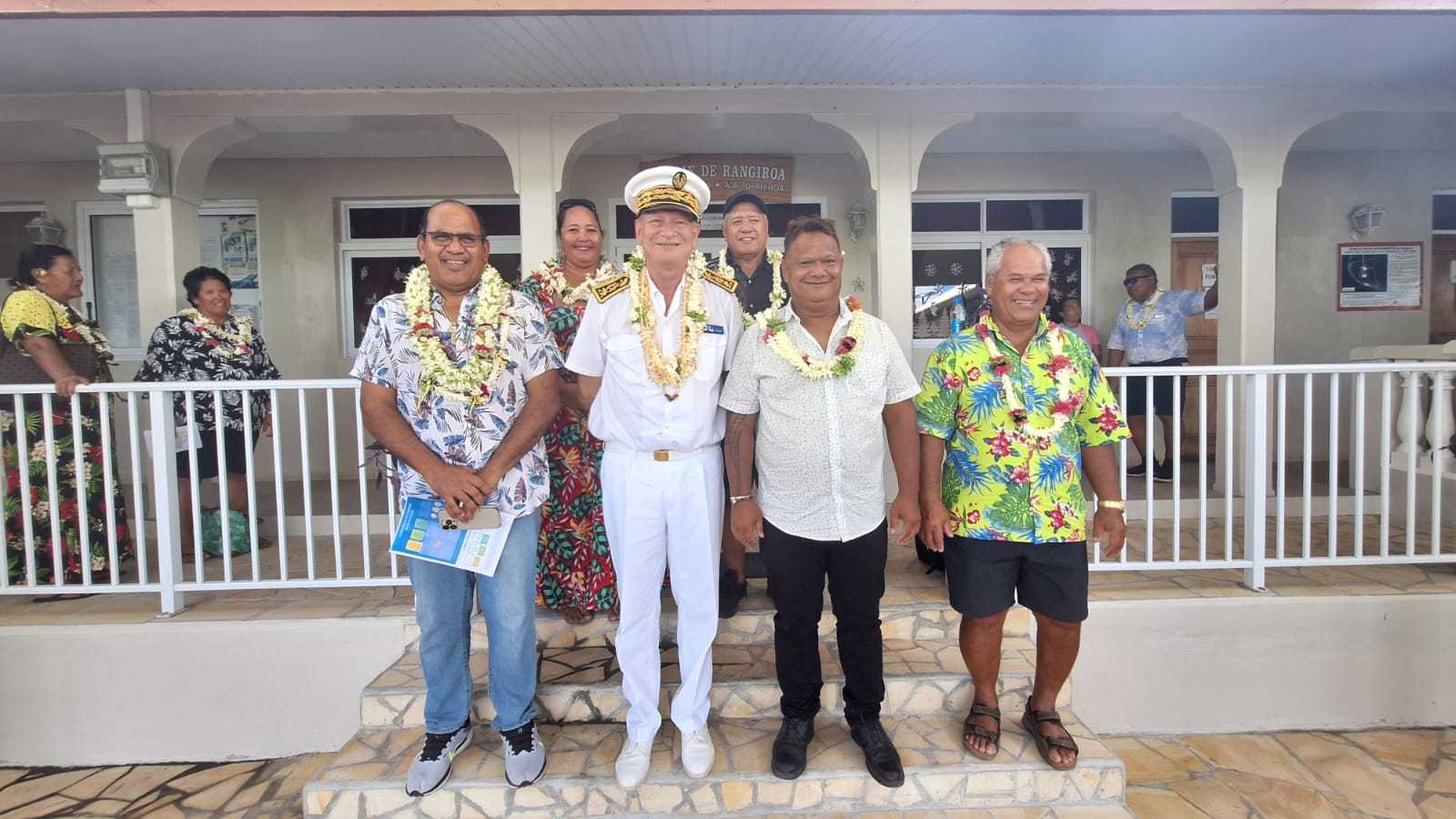 Compte rendu de la visite officielle du Haut-commissaire à Rangiroa ...